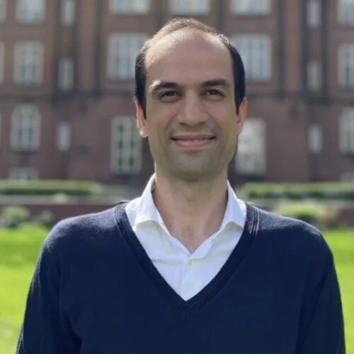 Hjelp Ali med å betale skolepengene slik at han kan fullføre ...