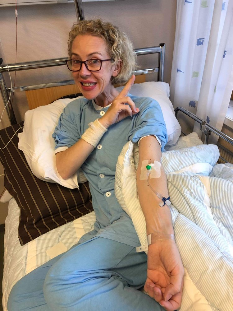 Minstepensjonist datt ned Steintrapp og brakk halebeinet og skambeinet ...