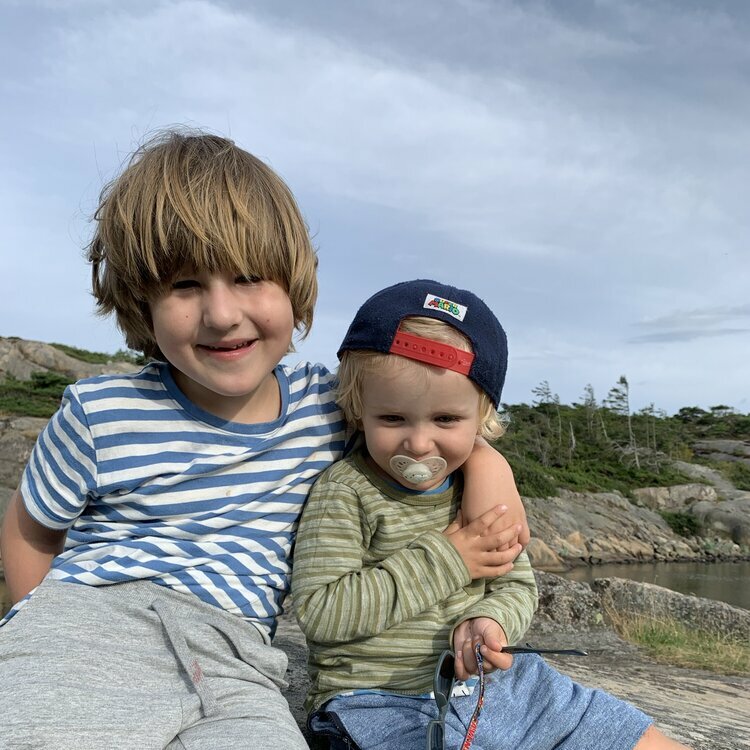 Alfred & Anton sin digitale bøsse til TV-aksjonen | Spleis fra SpareBank 1