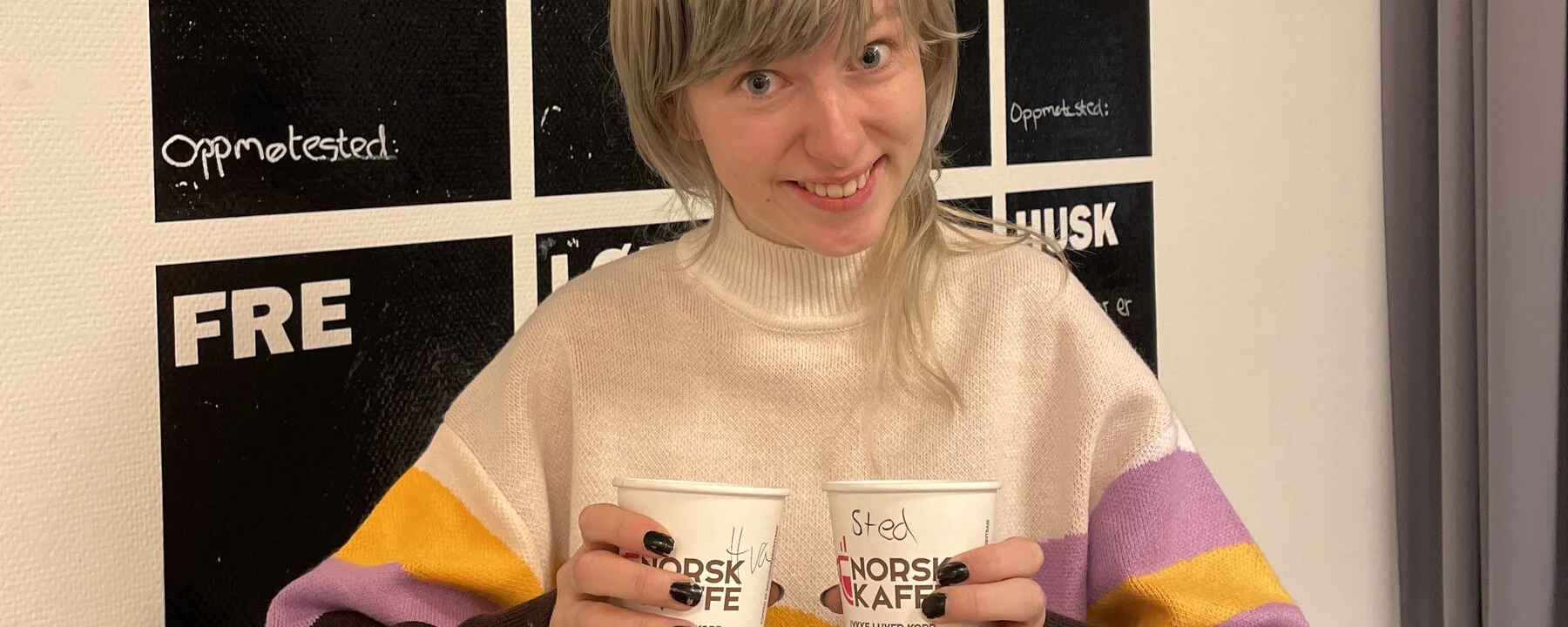 Jeg tegner tilfeldige ting på tilfeldige steder på meg selv (ved hver ...