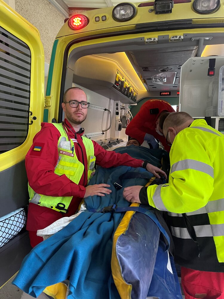 Frontlinesmedics Ukraine Simon & Sander | Spleis fra SpareBank 1