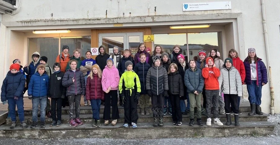 Bøstad skole – La barn leve i fred – TV-aksjonen NRK 2023 | Spleis fra ...