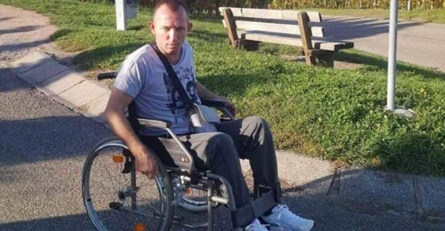 Utstyr til vanskeligstillte i rullestol / Kosovo | Spleis fra SpareBank 1