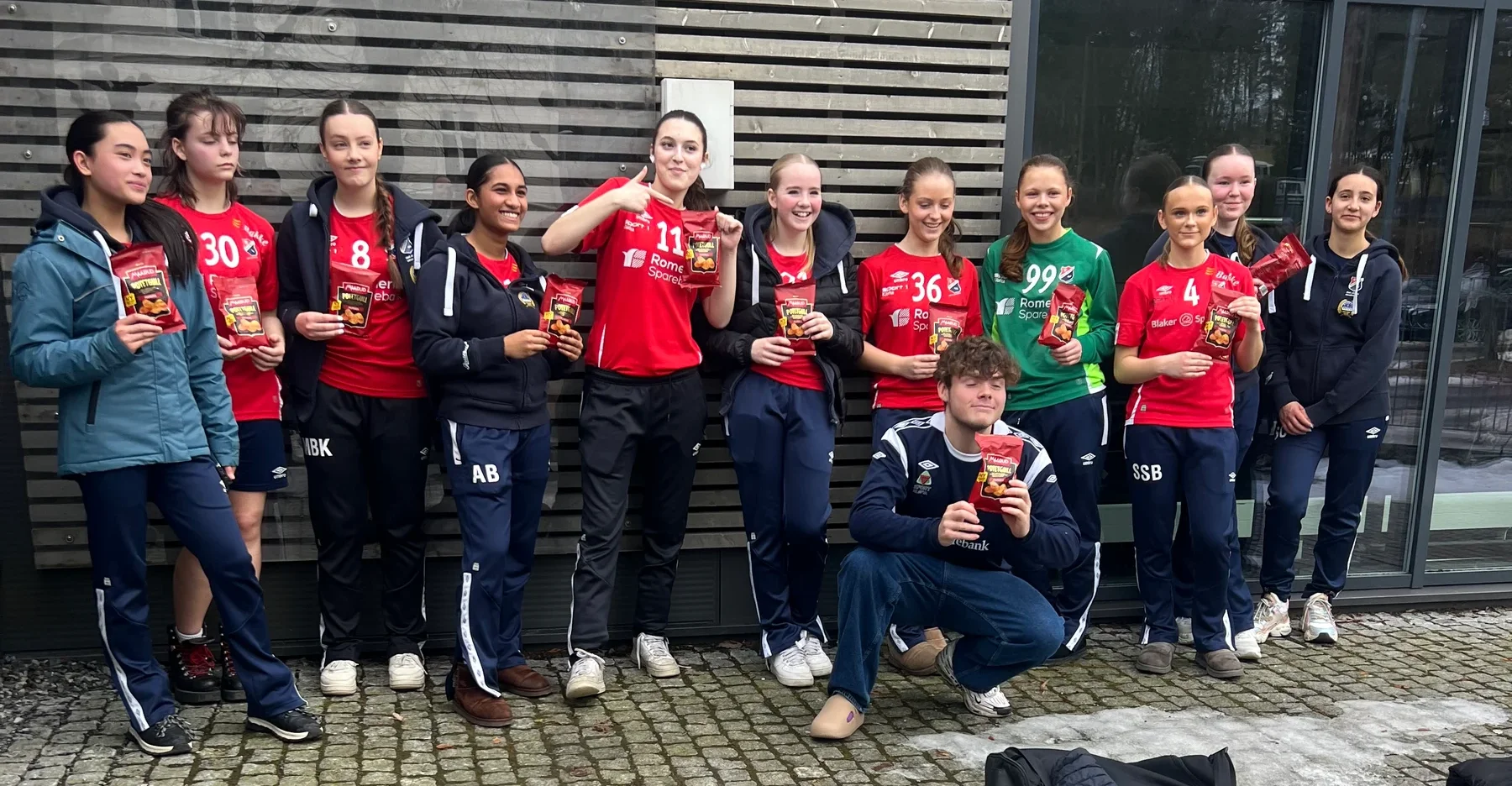 Støtt J14 Frogner IL håndball på vei til nye cuper og opplevelser ...