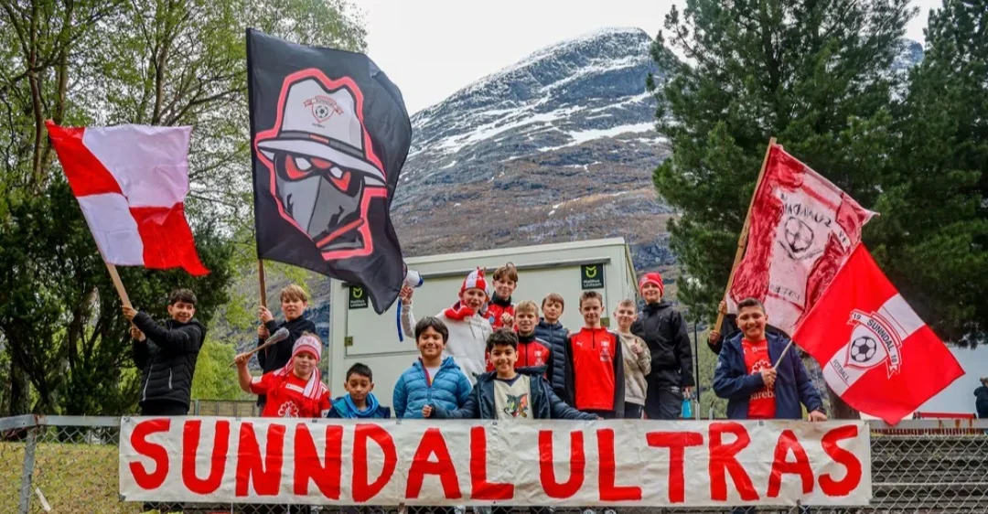 Sunndal Ultras⚽️ | Spleis fra SpareBank 1