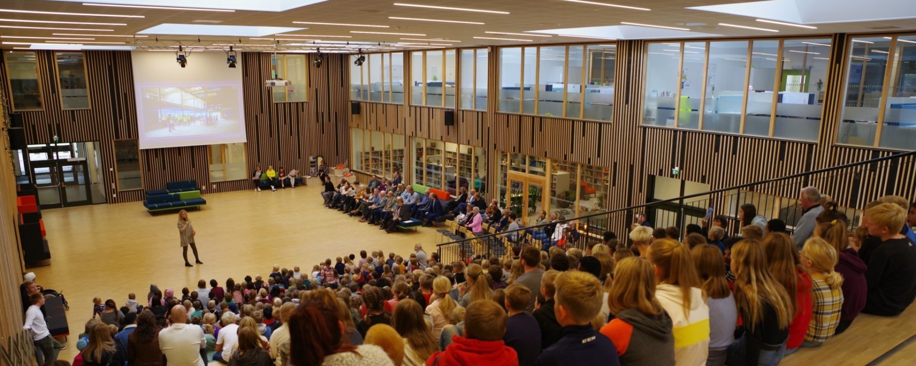 FN-dagen på Rustad skole i Ås | Spleis fra SpareBank 1